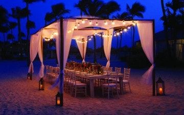 Marriott’s Atardi Hosts a Michelin Popup on the Beach