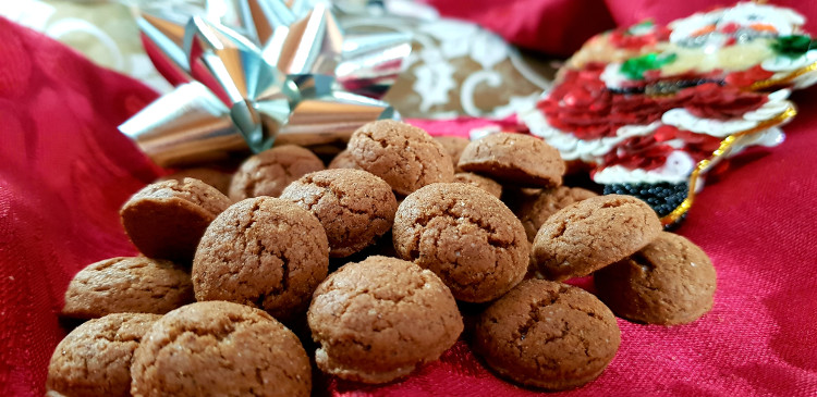 Holiday Cookie Traditions on Aruba