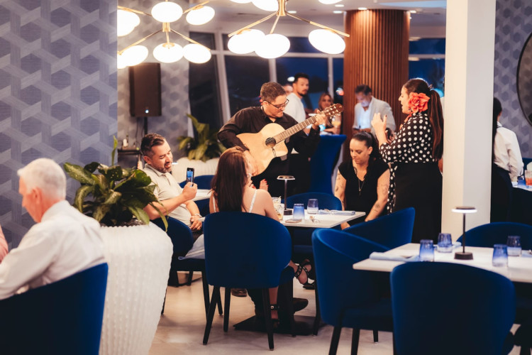 Bar Tapas Debuts at Divi Village Beach Resort Clubhouse